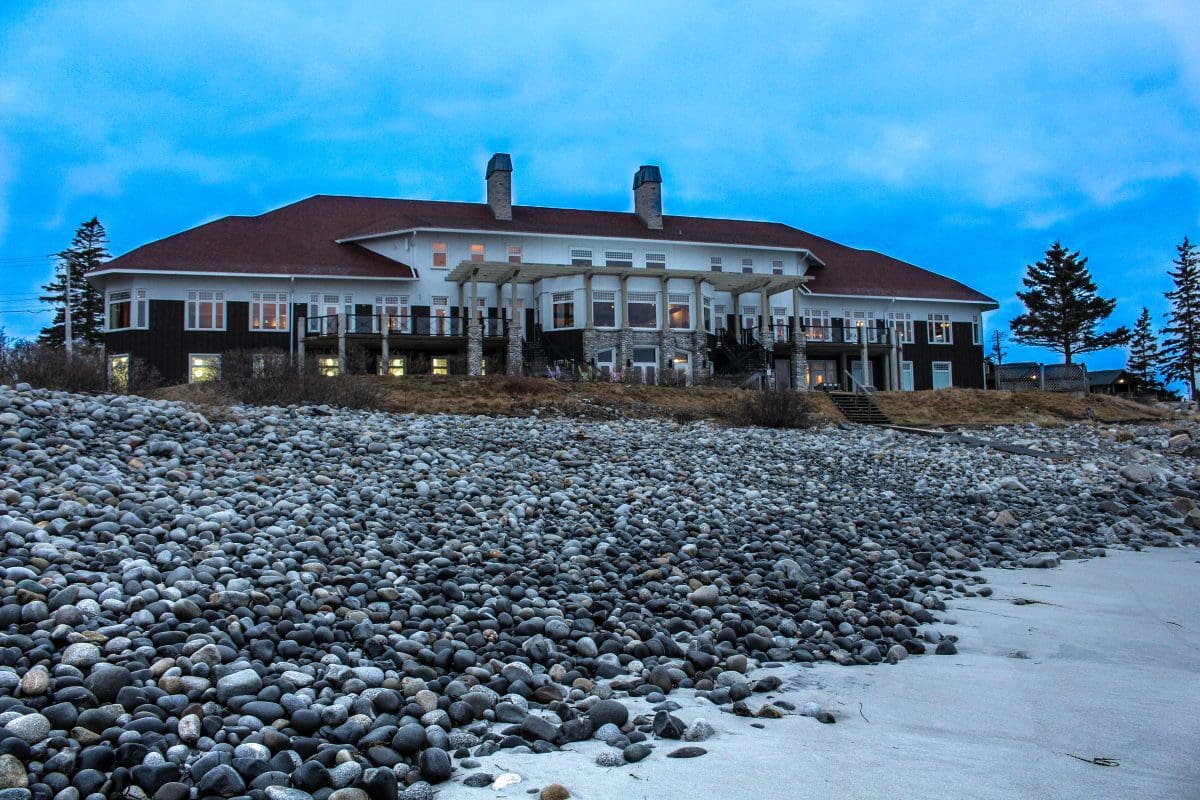 CHECKING IN: WHITE POINT BEACH RESORT, NOVA SCOTIA | Dashboard Living
